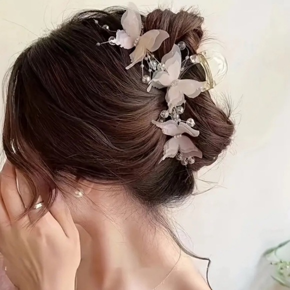 Hair | Hpnew Beautiful Butterfly Claw Clip | Poshmark